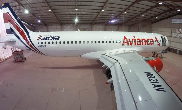 Avianca suma a su colección vintage un avión con Livery Retro de LACSA ...